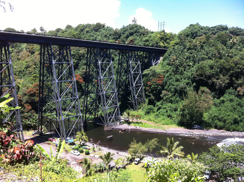 Hakalau bridge - Arnott's Lodging & Adventures
